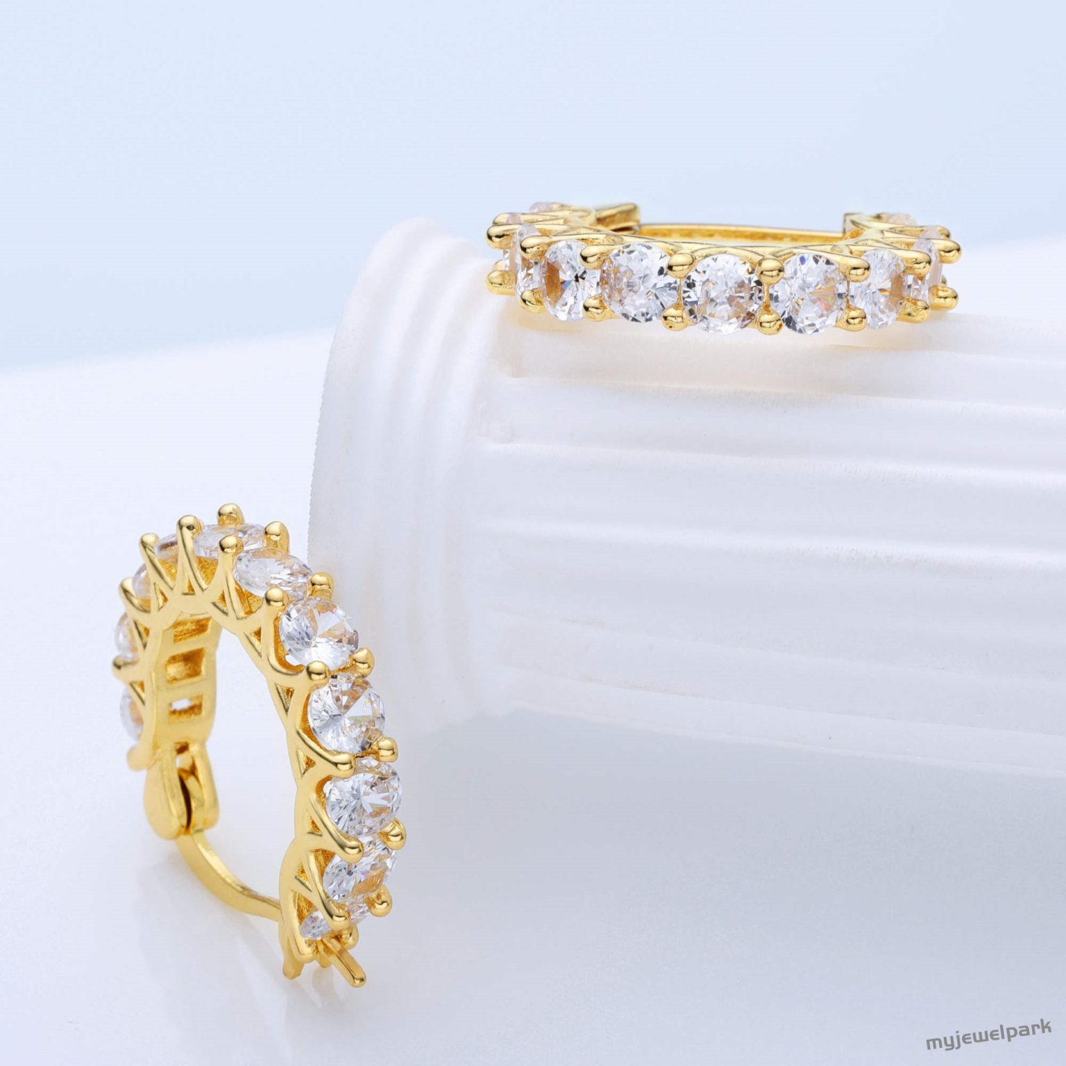 Lab Diamond Bezel Ring: Clean Lines That Never Go Out of Style ...